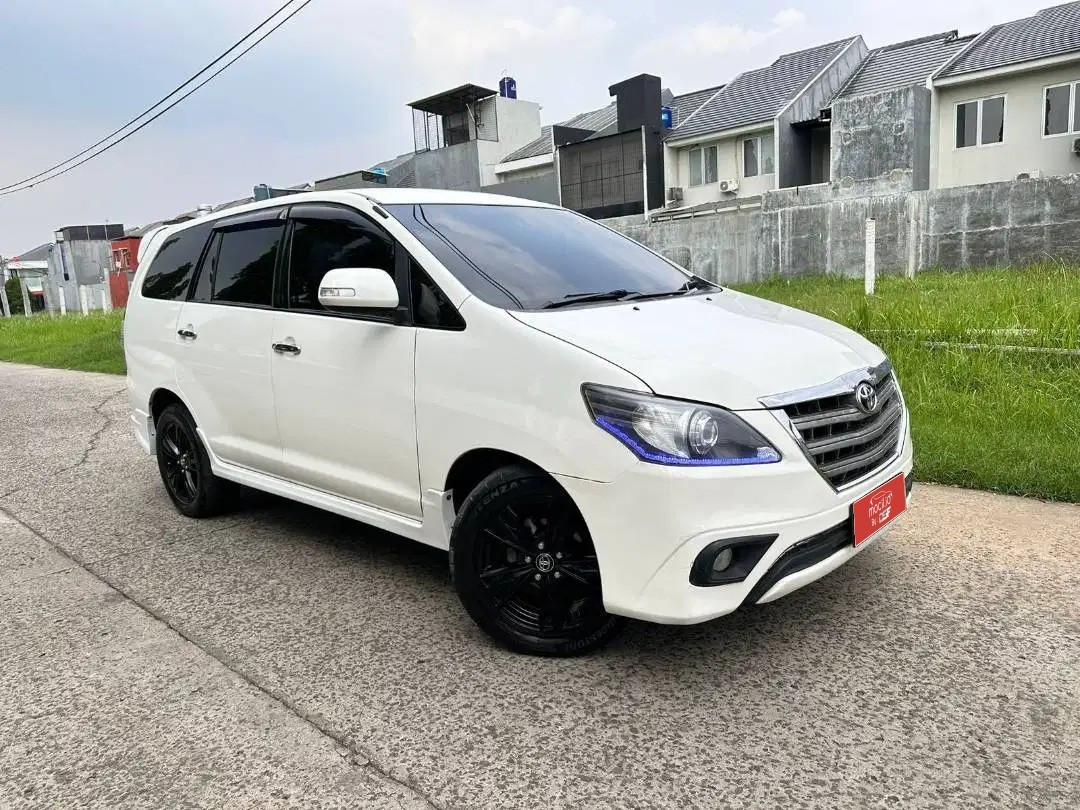 Mobil TOYOTA INNOVA 2.5L G DIESEL AT 2014 - Mocil.id