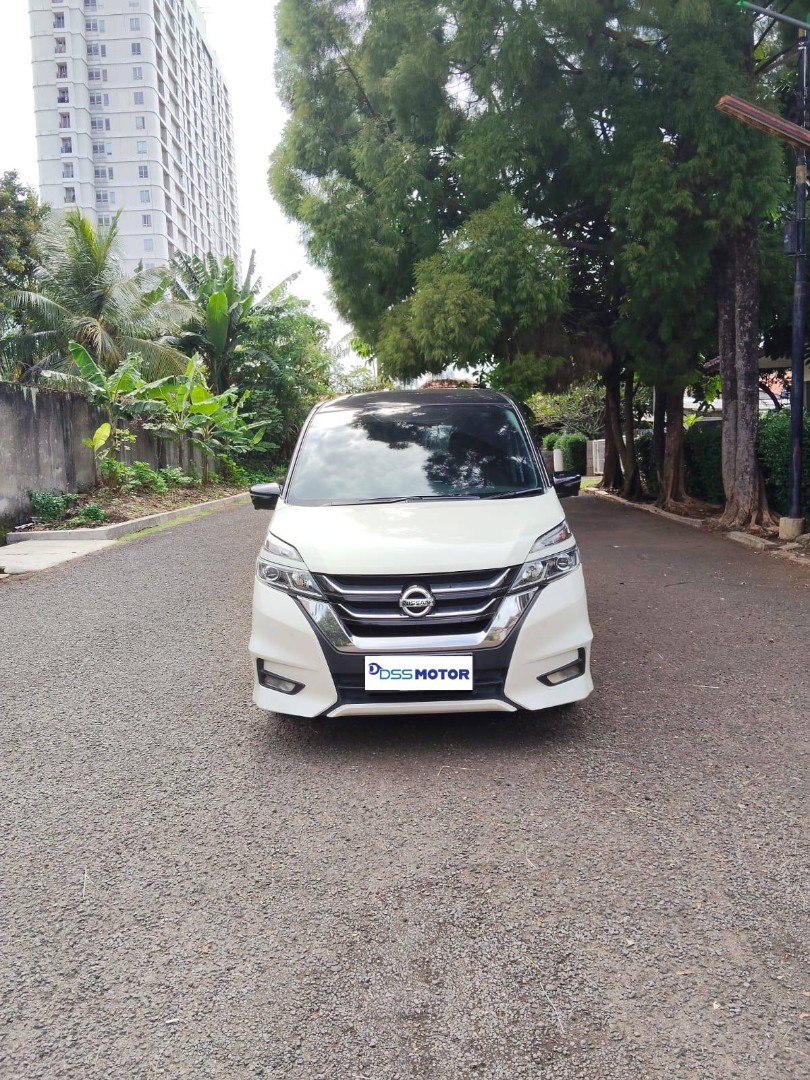 Mobil NISSAN SERENA 2.0L HWS AT 2023 - Mocil.id