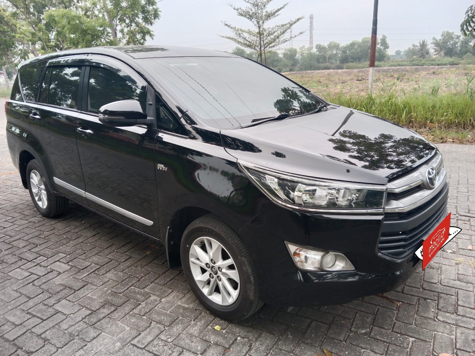 Mobil TOYOTA INNOVA 2.0L G BENSIN MT 2018 - Mocil.id