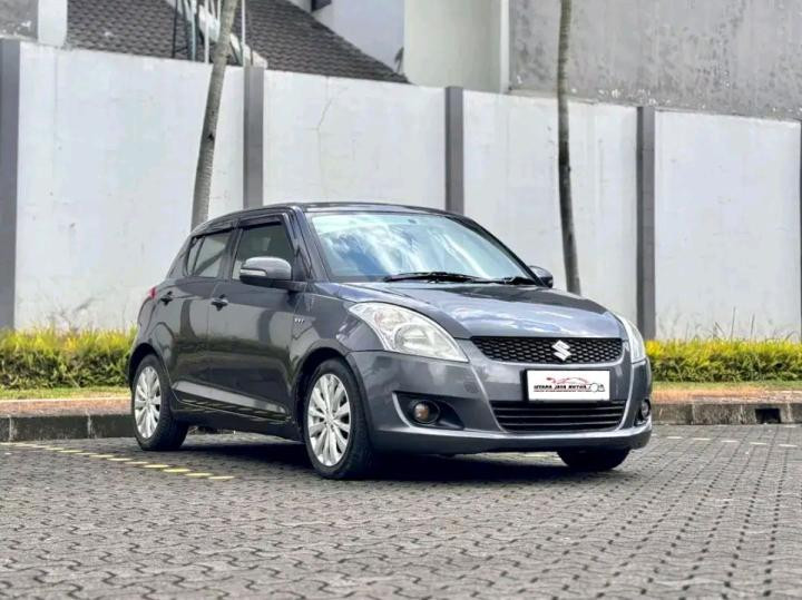 Mobil Suzuki Swift 1.4L GX Automatic 2013 - Mocil.id