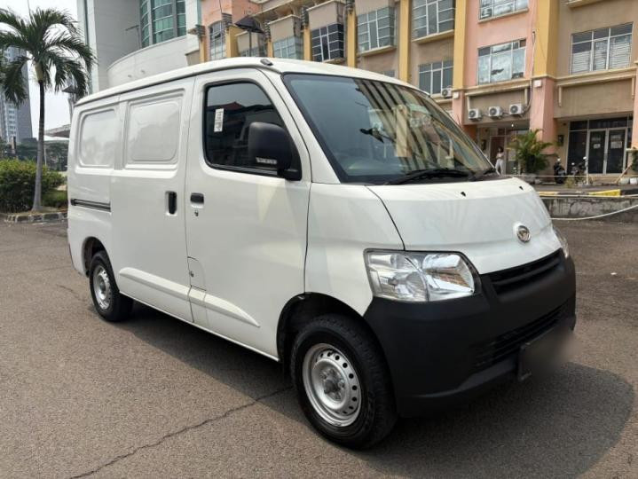 Mobil Daihatsu Gran Max MB Blind Van 1.3 STD Manual 2020 - Mocil.id