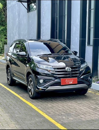 Mobil TOYOTA RUSH 1.5L GR SPORT MT 2021 - Mocil.id