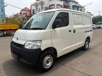 Mobil Daihatsu Gran Max MB Blind Van 1.3 STD Manual 2020 - Mocil.id
