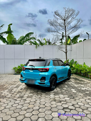 Mobil TOYOTA RAIZE 1.0L GR TURBO TSS TWO TONE AT 2021 - Mocil.id