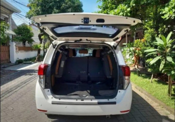 Mobil TOYOTA KIJANG INNOVA 2.0L V AT 2019 - Mocil.id