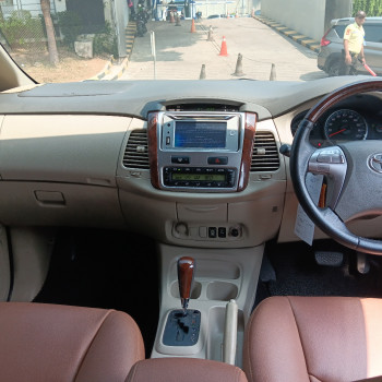 Mobil TOYOTA INNOVA 2.0L BENSIN V LUX AT 2014 - Mocil.id