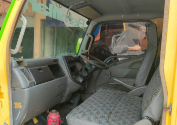 Mobil MITSUBISHI FUSO CANTER 4.0L FE74 HDV MT 2017 - Mocil.id