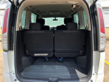 Mobil NISSAN SERENA 2.0L HWS AT 2013 - Mocil.id