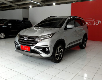 Mobil TOYOTA RUSH 1.5L GR MT 2021 - Mocil.id