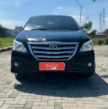 Mobil TOYOTA KIJANG INNOVA DIESEL 2.4L G MT 2015 - Mocil.id