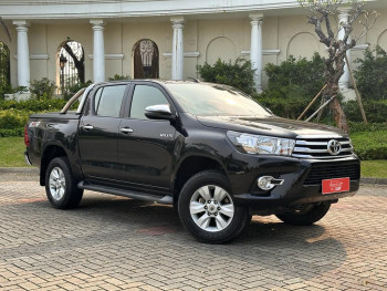 Mobil TOYOTA HILUX 2.4L G DC MT SOLAR 2018 - Mocil.id