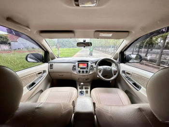 Mobil TOYOTA INNOVA 2.5L G DIESEL AT 2014 - Mocil.id