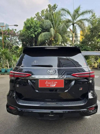 Mobil TOYOTA FORTUNER 2.4L GR AT 2021 - Mocil.id