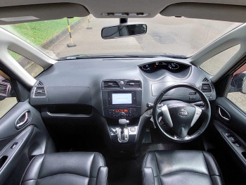 Mobil NISSAN SERENA 2.0L HWS AT 2013 - Mocil.id
